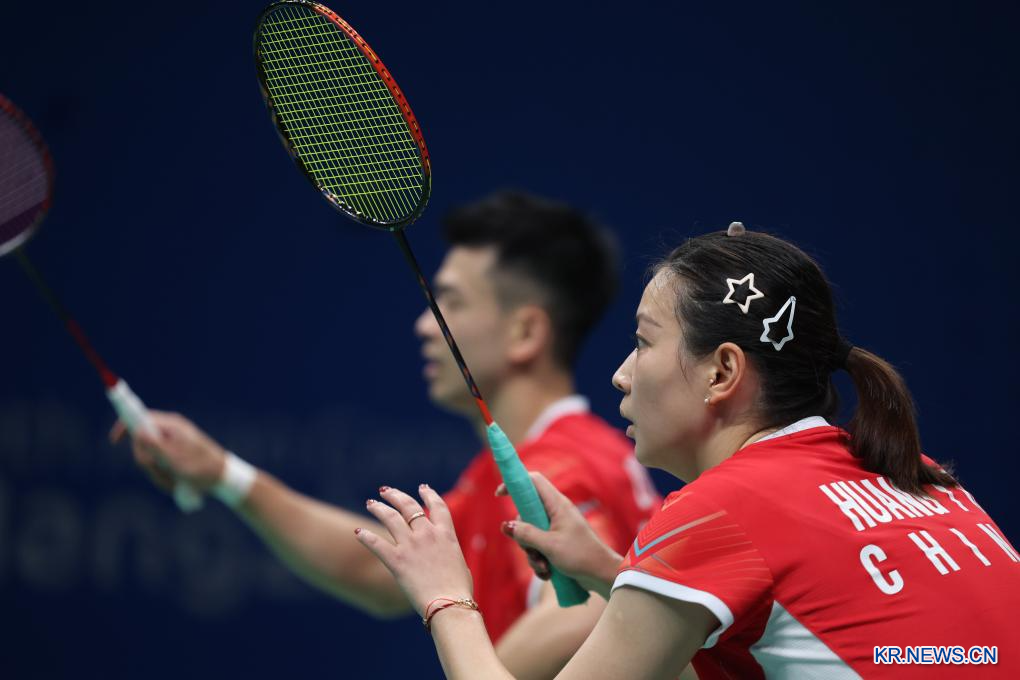 (항저우 AG) 정쓰웨이-황야충, 배드민턴 혼합복식 금메달-Xinhua